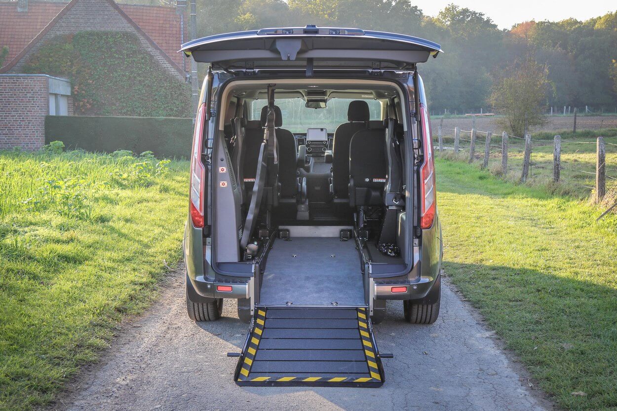 Ford Tourneo Custom Twin WAV